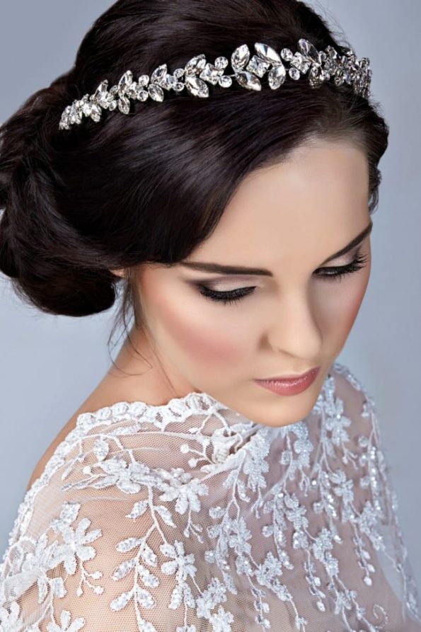 40 Wedding Hairstyles You'll Absolutely Want to Try | Mom Fabulous