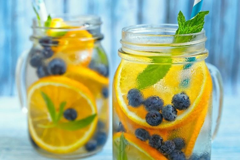 25 Delicious Detox Water Recipes That Will Help You Lose Weight!