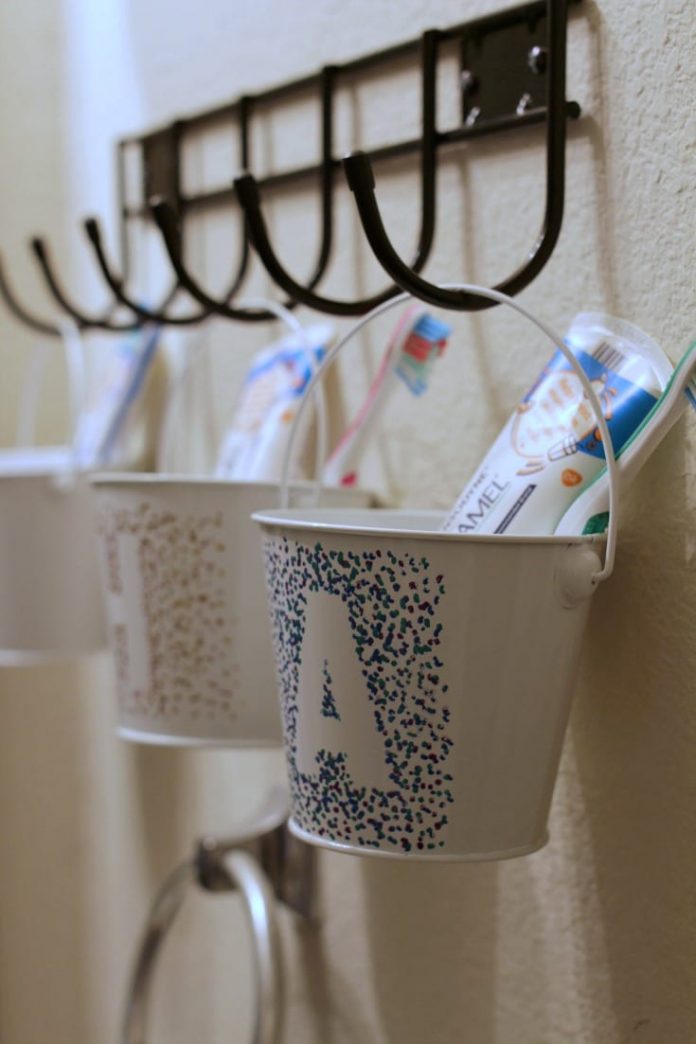 How to Make an Awesome DIY Tooth-Brushing Station for Your Kids | Mom ...