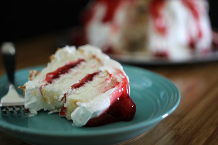 Layered Angel Food Cake Mix with Cherry Pie Filling Recipe