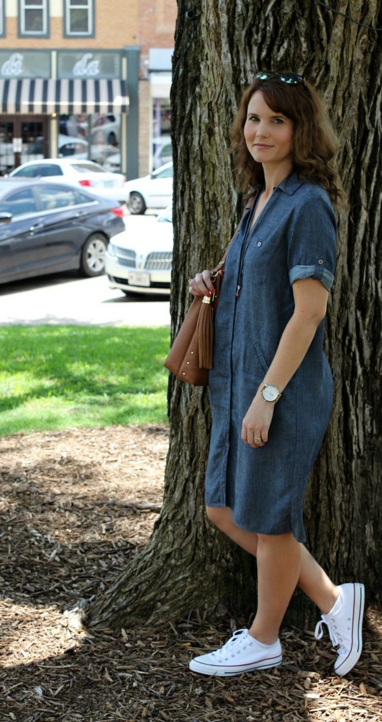 Three Ways to Wear Converse When on Vacation | Mom Fabulous