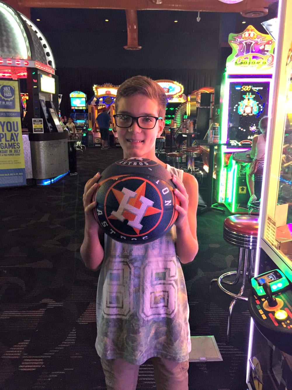 Dave & Busters in Austin, Texas + Giveaway | Mom Fabulous