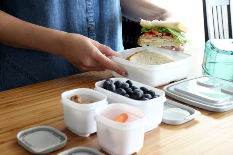 5 Tips to Creating a Lunch Packing Station That Saves You Time | Mom ...